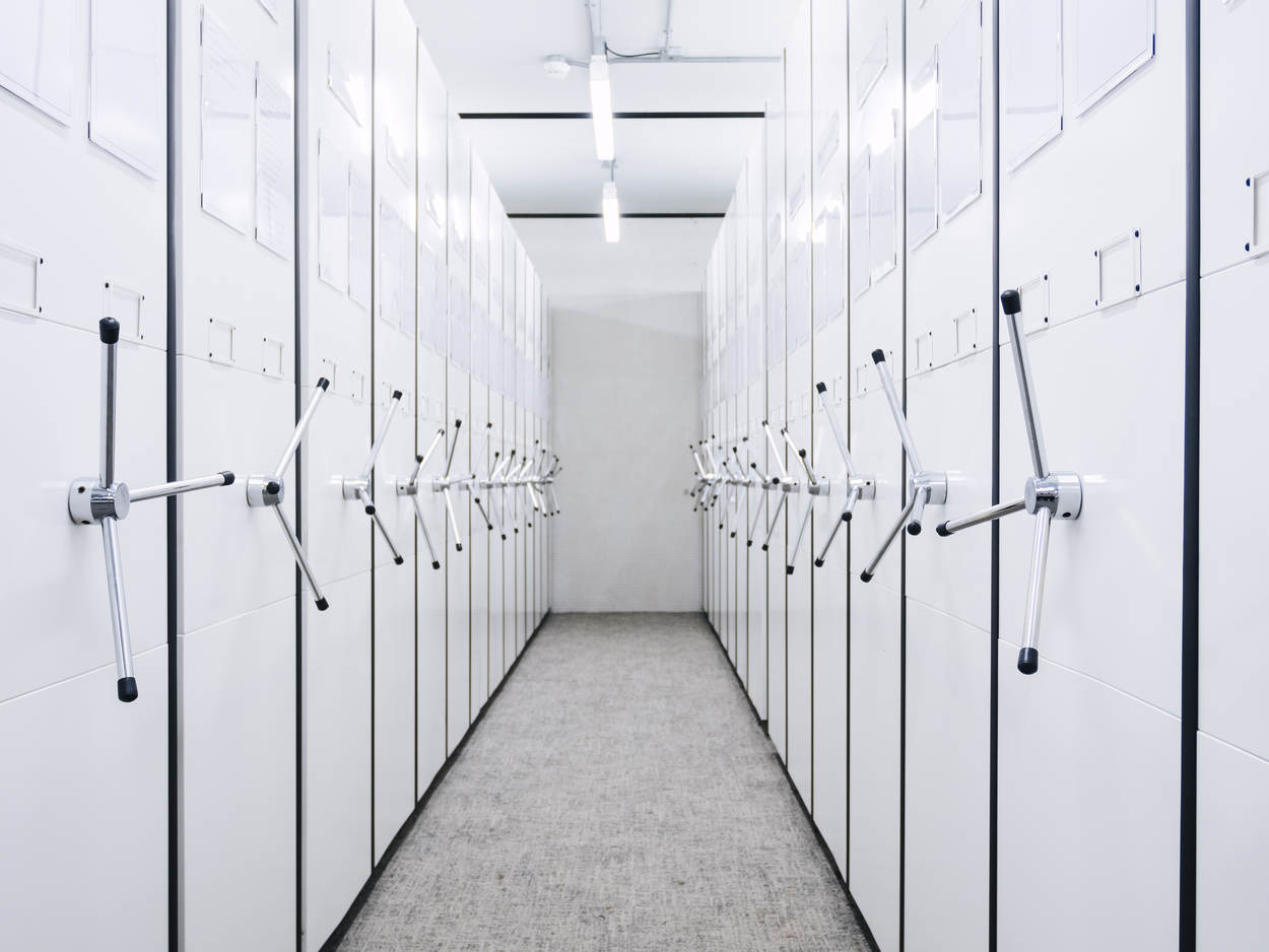 Tijdlijn van de AIVD | Over de AIVD | AIVD